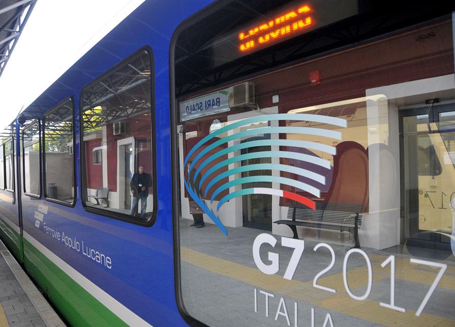 Fal-Newspapapergame la premiazione a Bari - Foto 2 di 16 - La Gazzetta ...