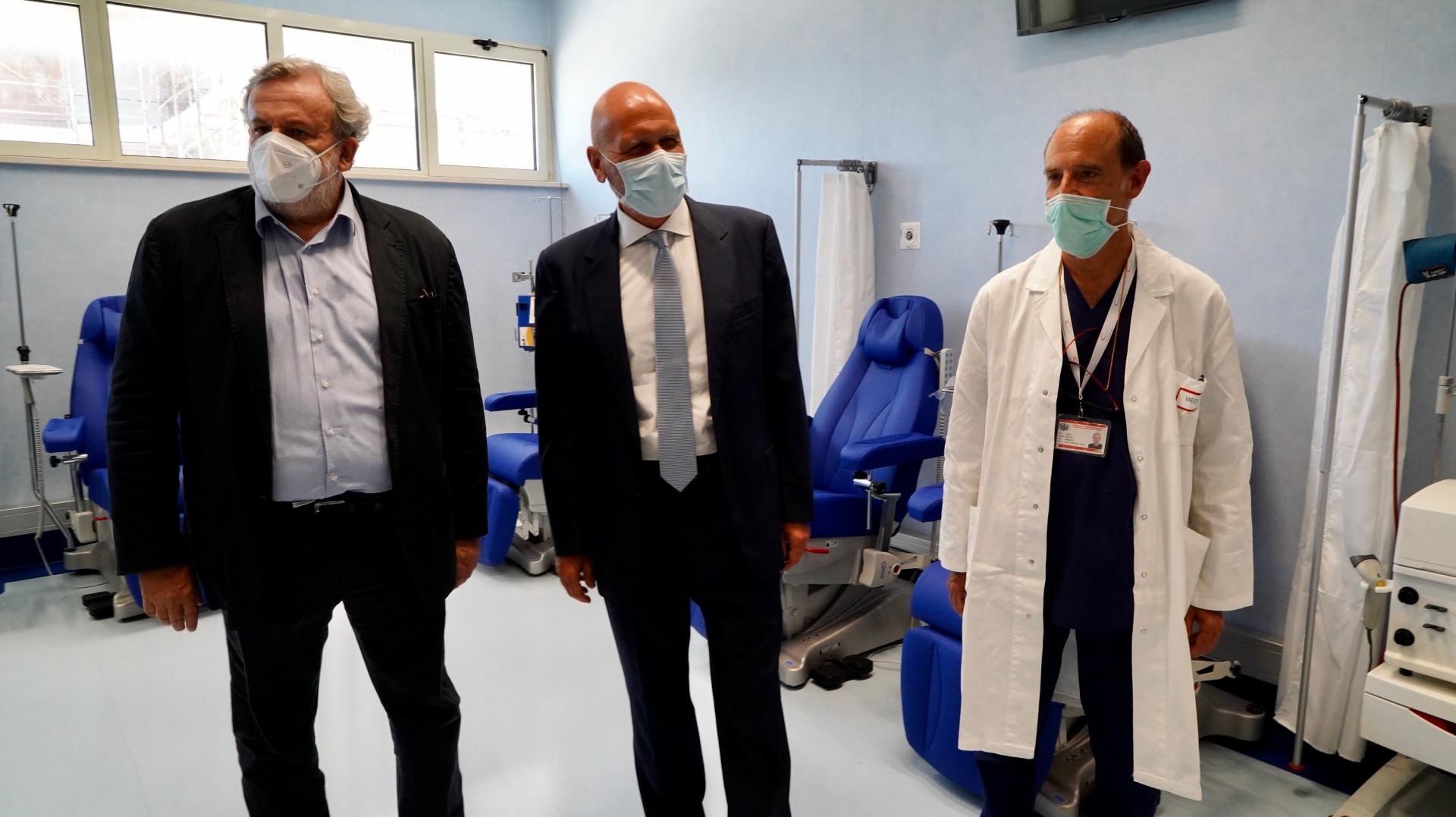 Policlinico Bari, inaugurato nuovo Centro trasfusioni all’interno di Asclepios 2 - Foto 2 di 8 ...