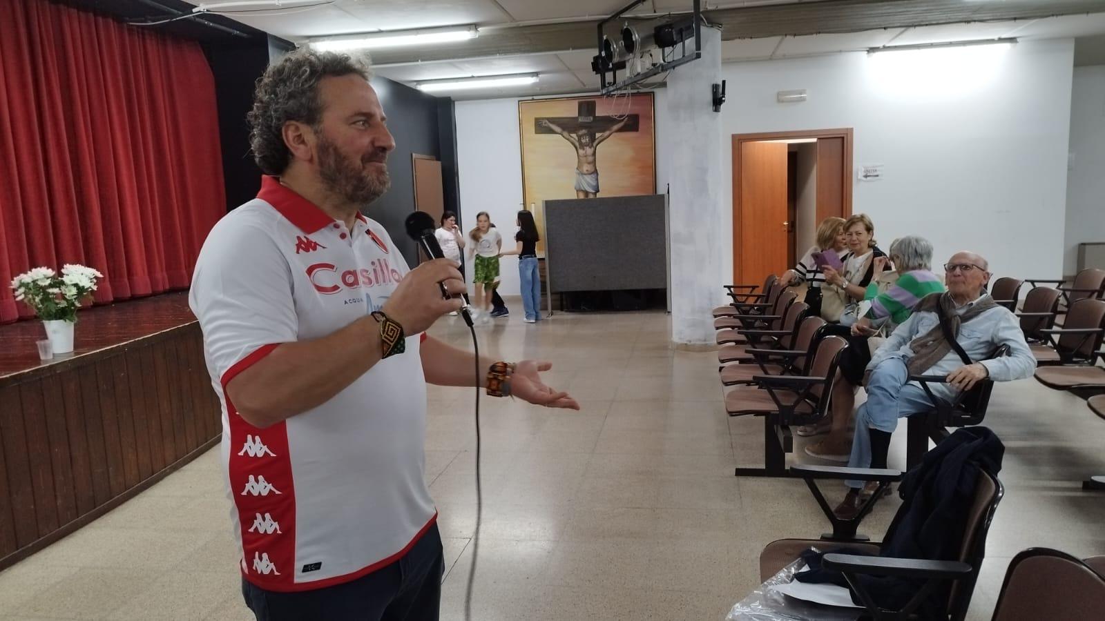 Bari, don Angelo Cassano: «Dopo 30 anni di sacerdozio sono diventato ...