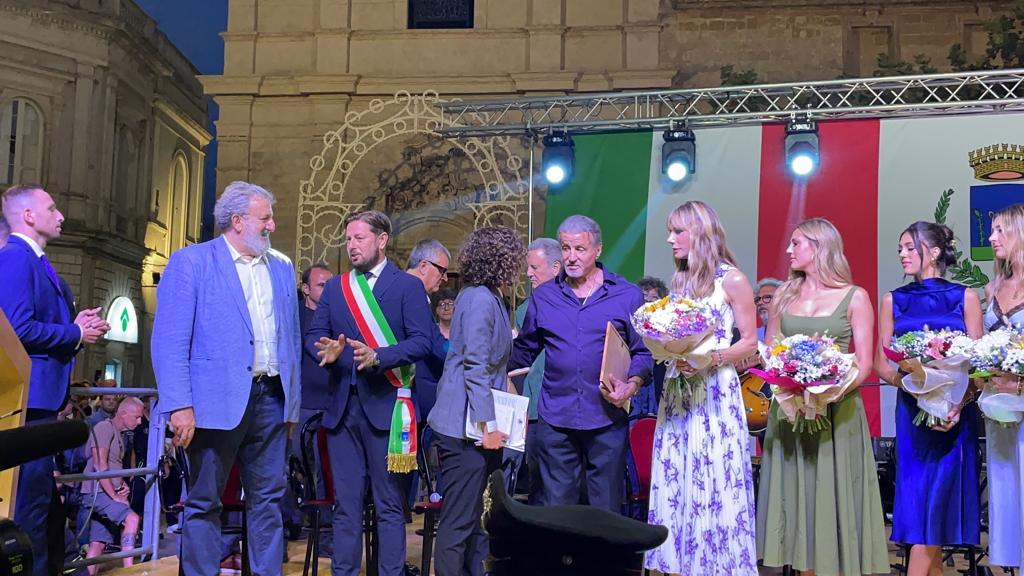 Sylvester Stallone a Gioia del Colle: «Orgoglioso di far parte di un ...