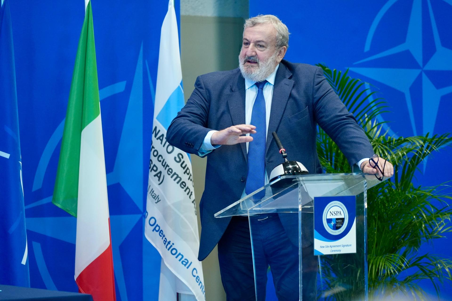 Ratificato accordo per centro operativo Nato a Taranto - Foto 2 di 13 ...