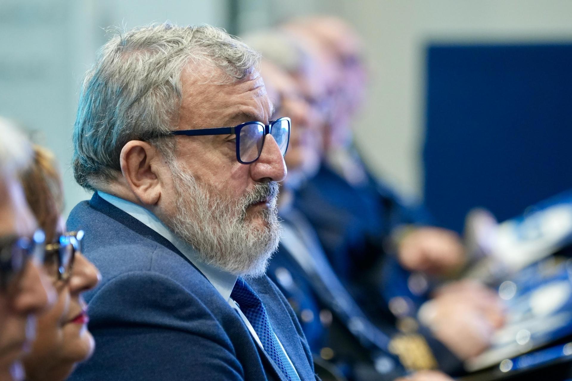 Ratificato accordo per centro operativo Nato a Taranto - Foto 1 di 13 ...