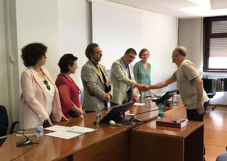 Lecce, all'ergastolo per omicidio si laurea per la quarta volta - La ...