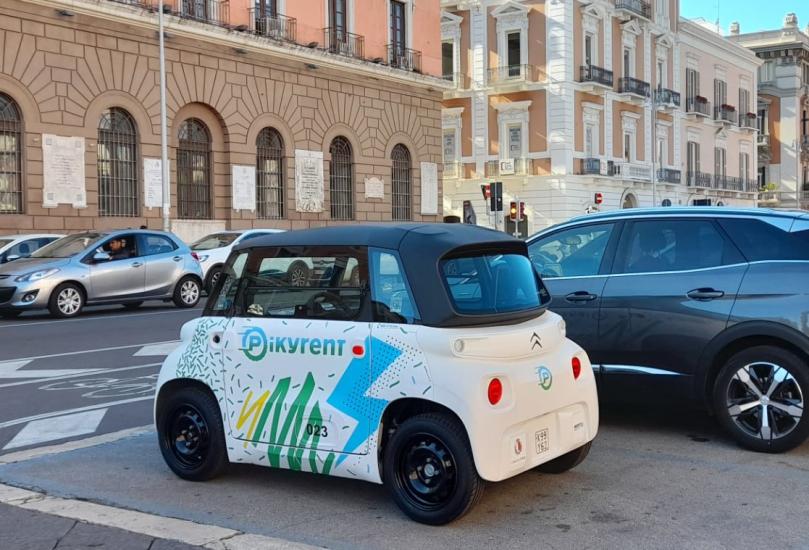 Mobilità green: a Bari curiosità per le microcar elettriche - La ...