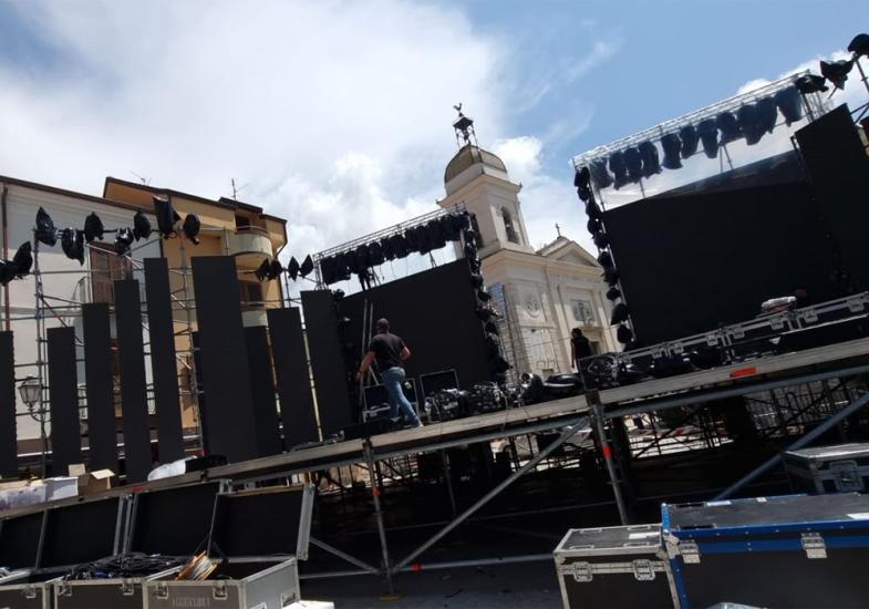 Lo scenografo Garrambone firma per la Rai la prima serata - La Gazzetta ...