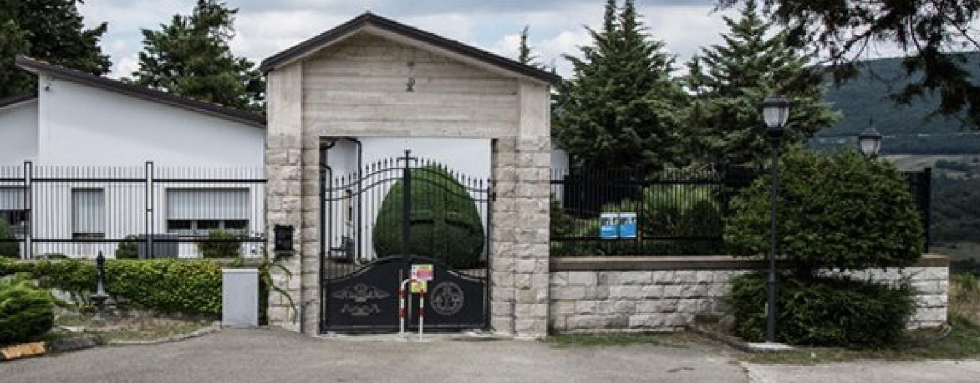 Filiano, inaugurato il nuovo cimitero: con l'ampliamento costruiti 993 ...