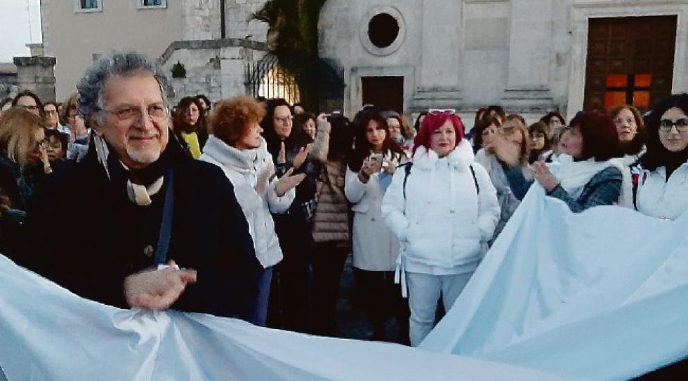 Nel nome di Michelle fiaccole per la solidarietà: Santeramo in piazza a ...