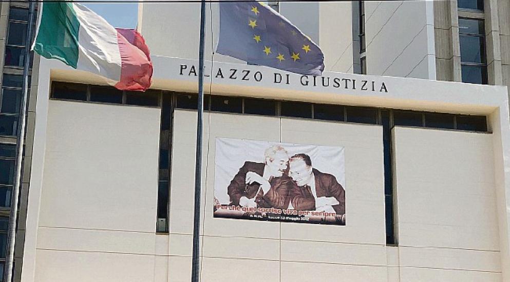 Salento, palpeggiò ragazzina di 11 anni figlia di un amico, prof ...