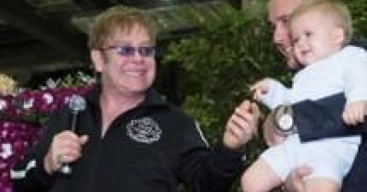 Elton John,temo omofobia su mio figlio - La Gazzetta del Mezzogiorno