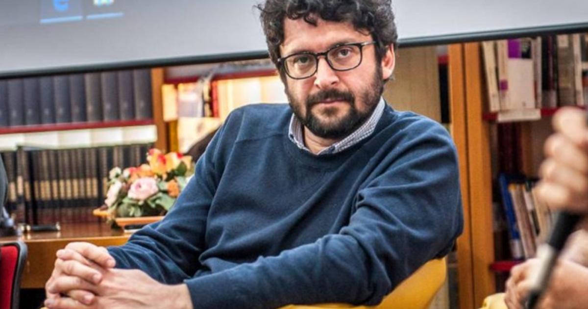 Bari, nasce la scuola di reportage narrativo dedicata ad Alessandro ...