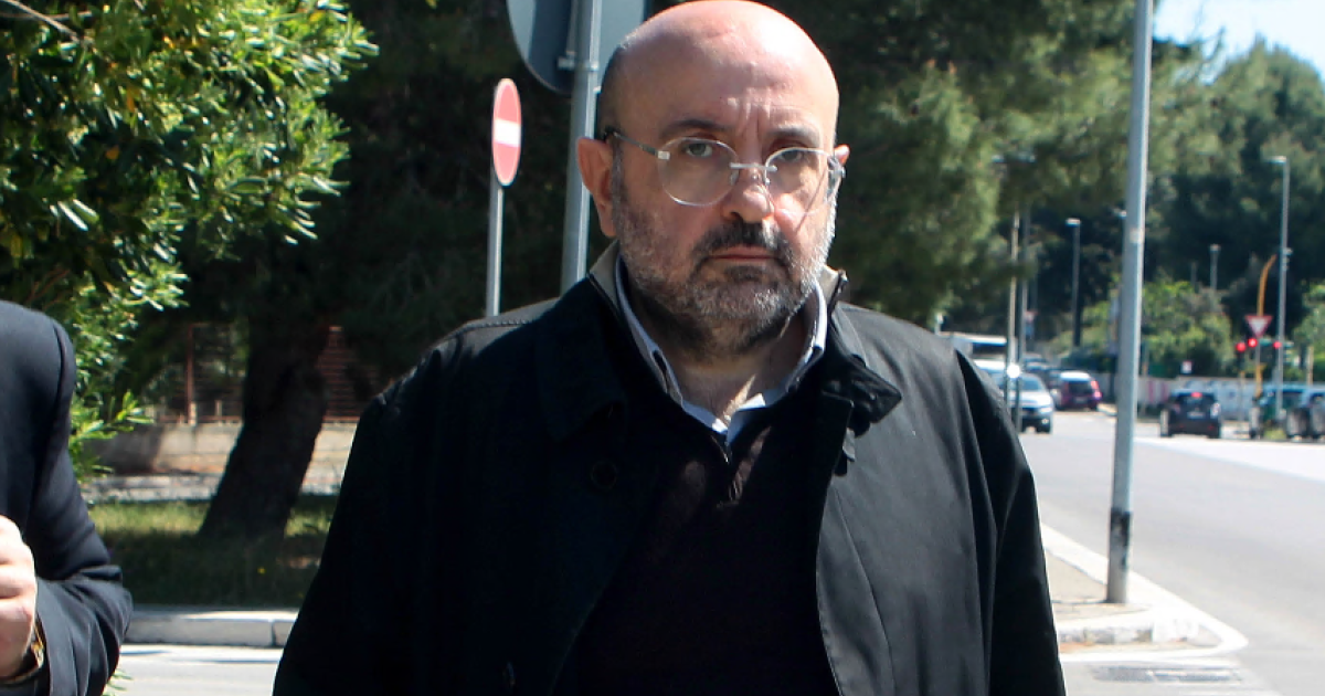 Gli affari d’oro di Sandrino con le lauree online: «A noi dava 800 euro ...