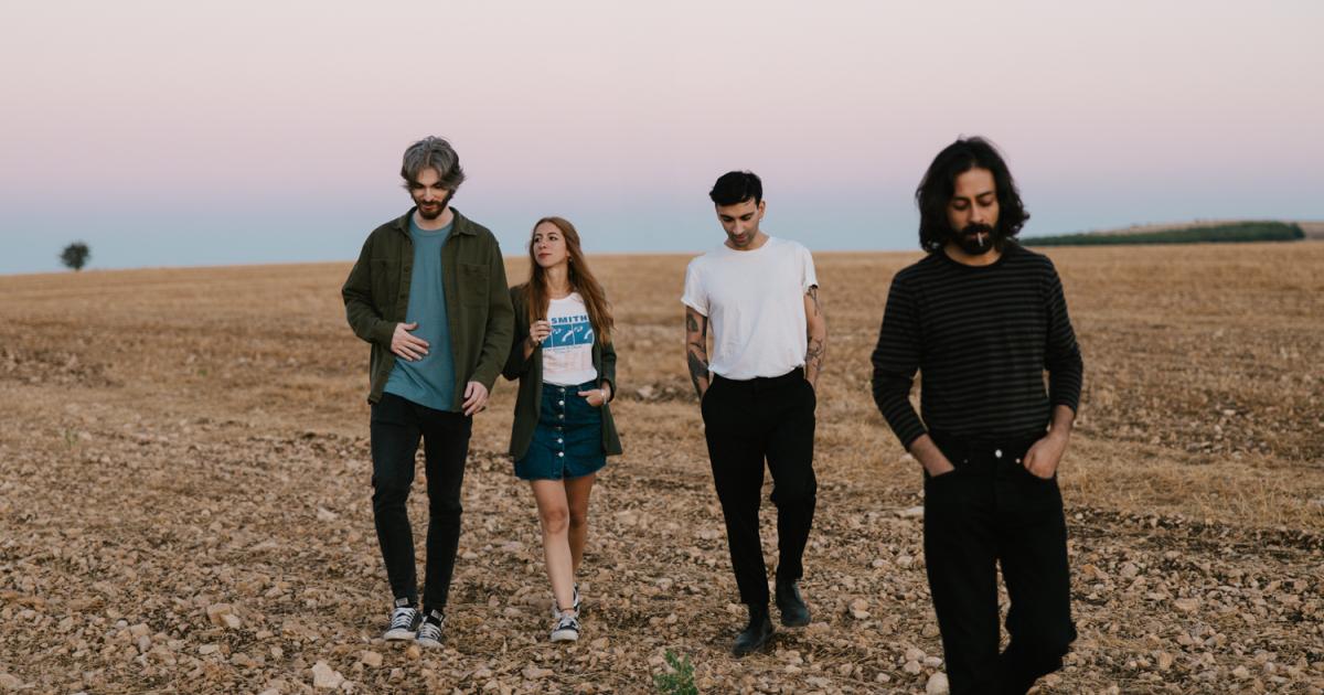 «Stains», fuori il nuovo singolo dei pugliesi Talk is Cheap - La ...