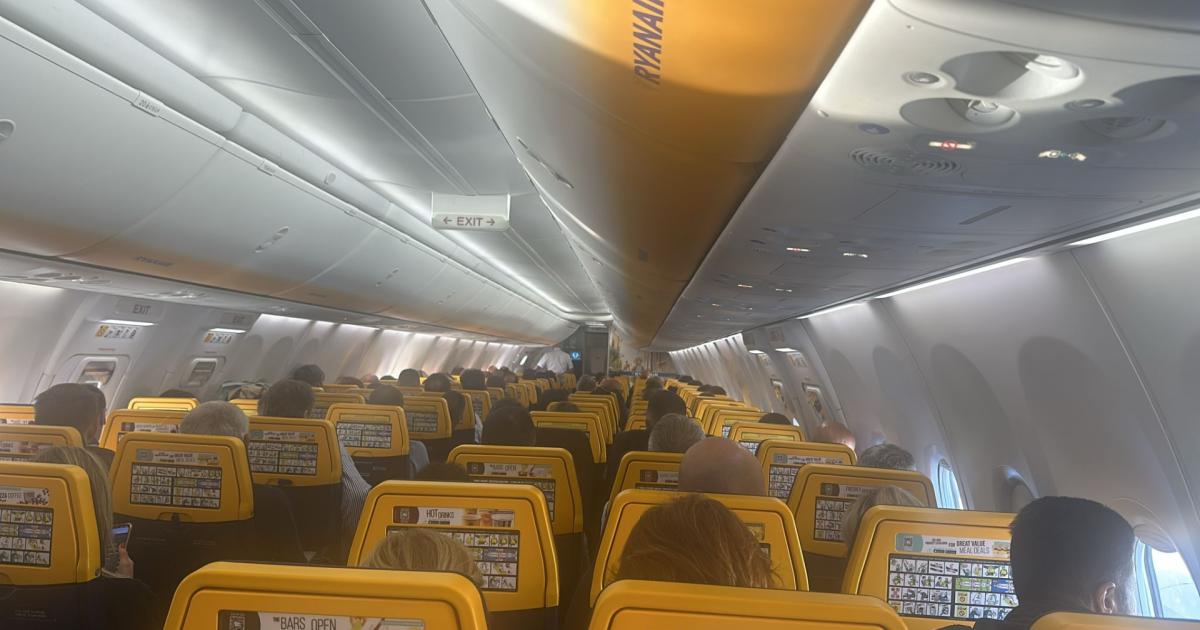 Scoppia pneumatico di un aereo sulla pista di Bergamo, ripercussioni ...