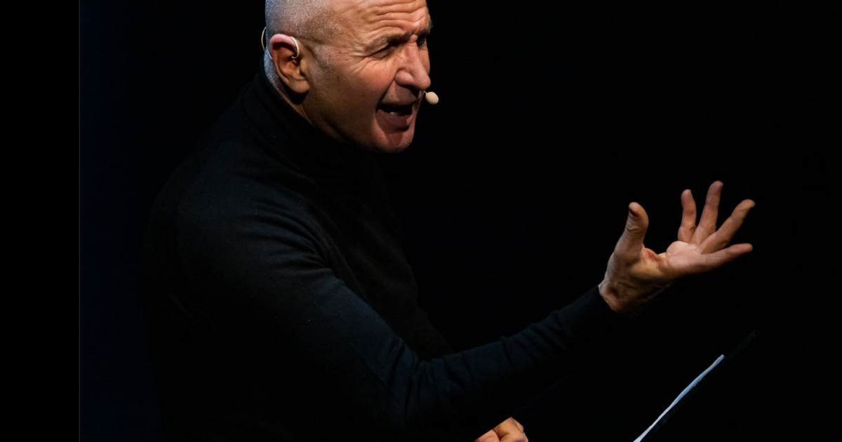 Teatro Orfeo di Taranto, il giornalista Domenico Iannacone porta in ...