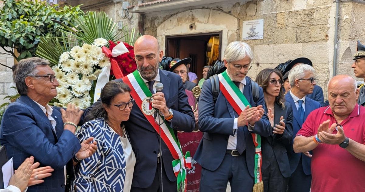 Bari ricorda Michele Fazio, 15enne vittima innocente di mafia ucciso 24 ...