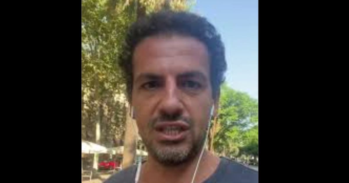 Lorenzo D'Agostino, chi è il giornalista barese a bordo della Flotilla verso Gaza - La Gazzetta ...