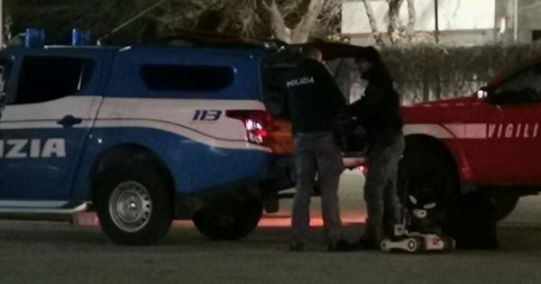 Barletta, allarme bomba in largo Ariosto - Foto 1 di 6 - La Gazzetta ...