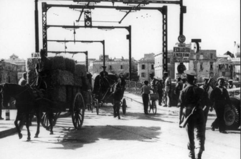 70 anni fa, bombe su Taranto Nei due mari la «guerra continua ...
